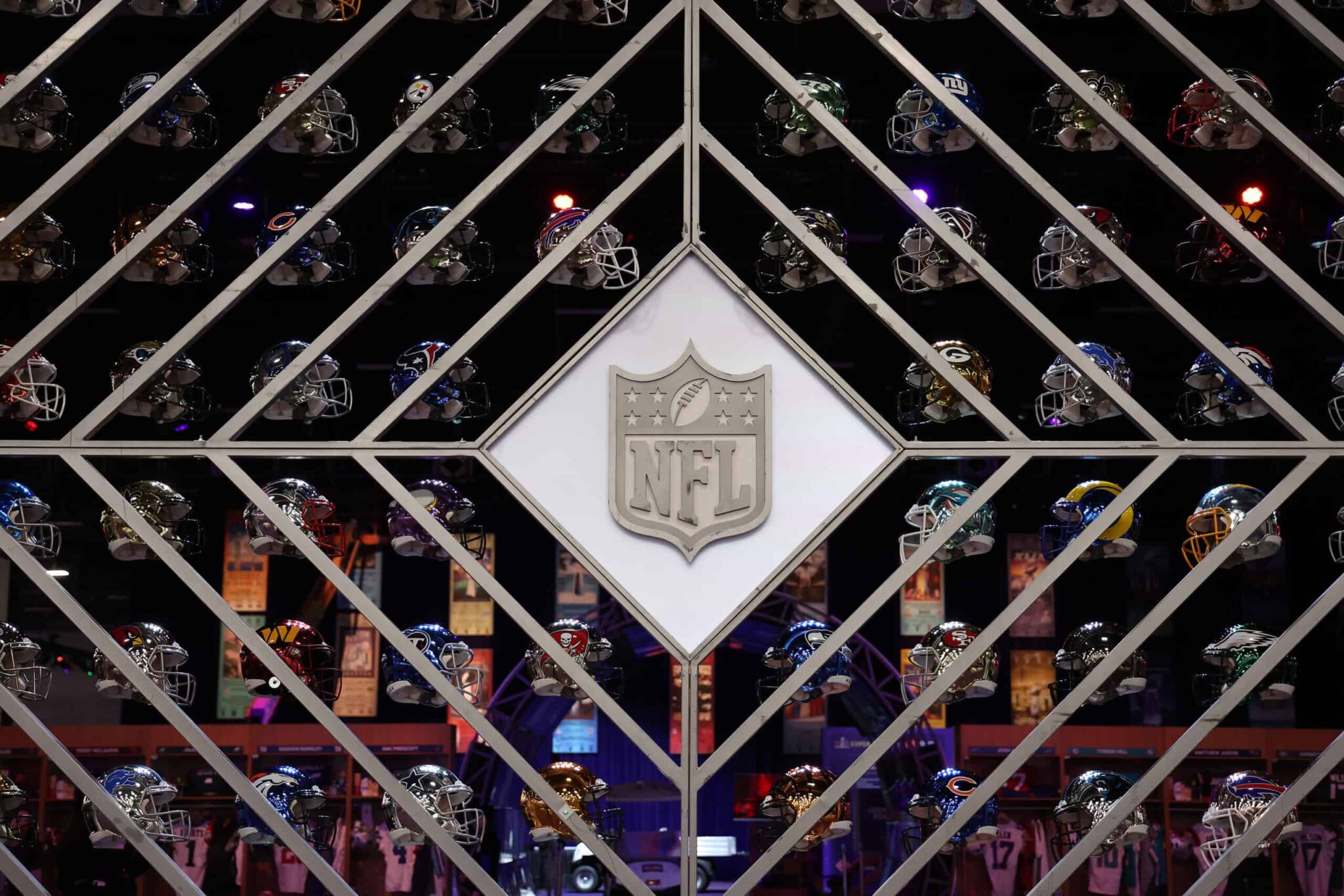 FOX Sports Names Most Iconic NFL Stadium - Small Articles